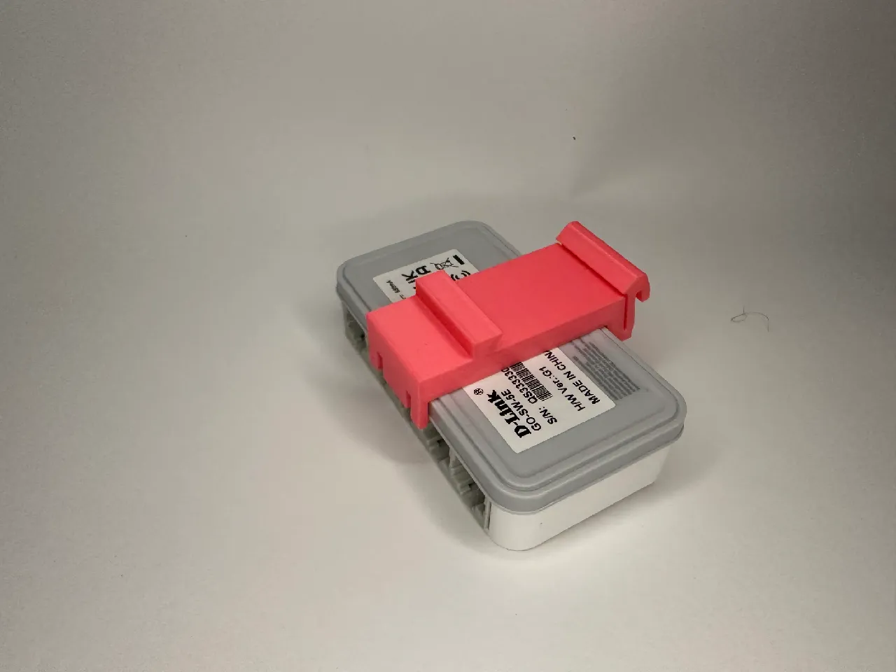 DIN rail holder for switch 5xRJ45 by Horoll | Download free STL model ...