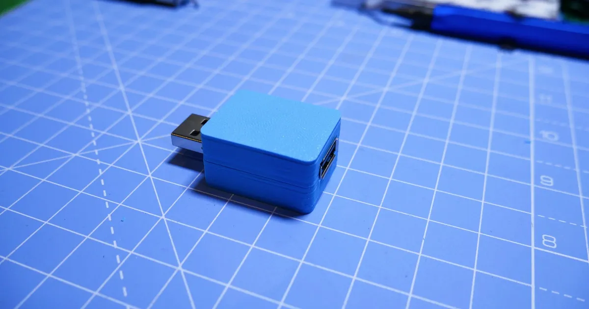 USB Keep Alive case (SMD) by Colin Hickey | Download free STL model ...