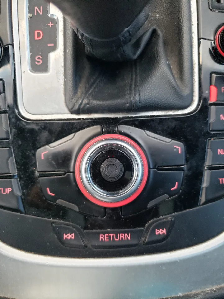 Audi Q5 center console knob by Tyler Nield | Download free STL model ...