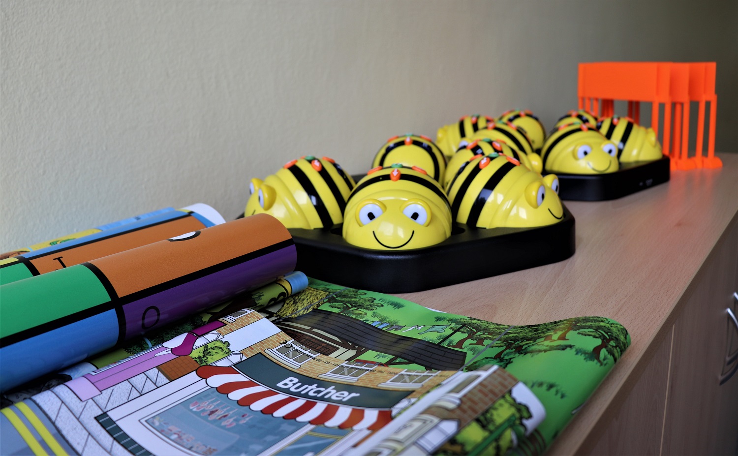 Branka pro Bee Bot - rozšiřující prvky pro práci s krokovými roboty Bee ...