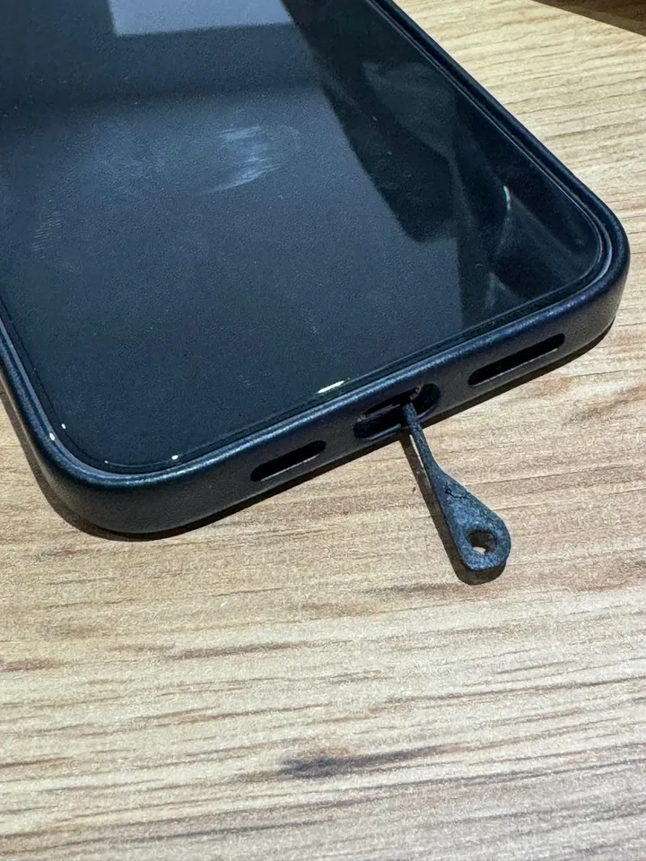 Iphone lightning dust remover by LucasM84 | Download free STL model ...