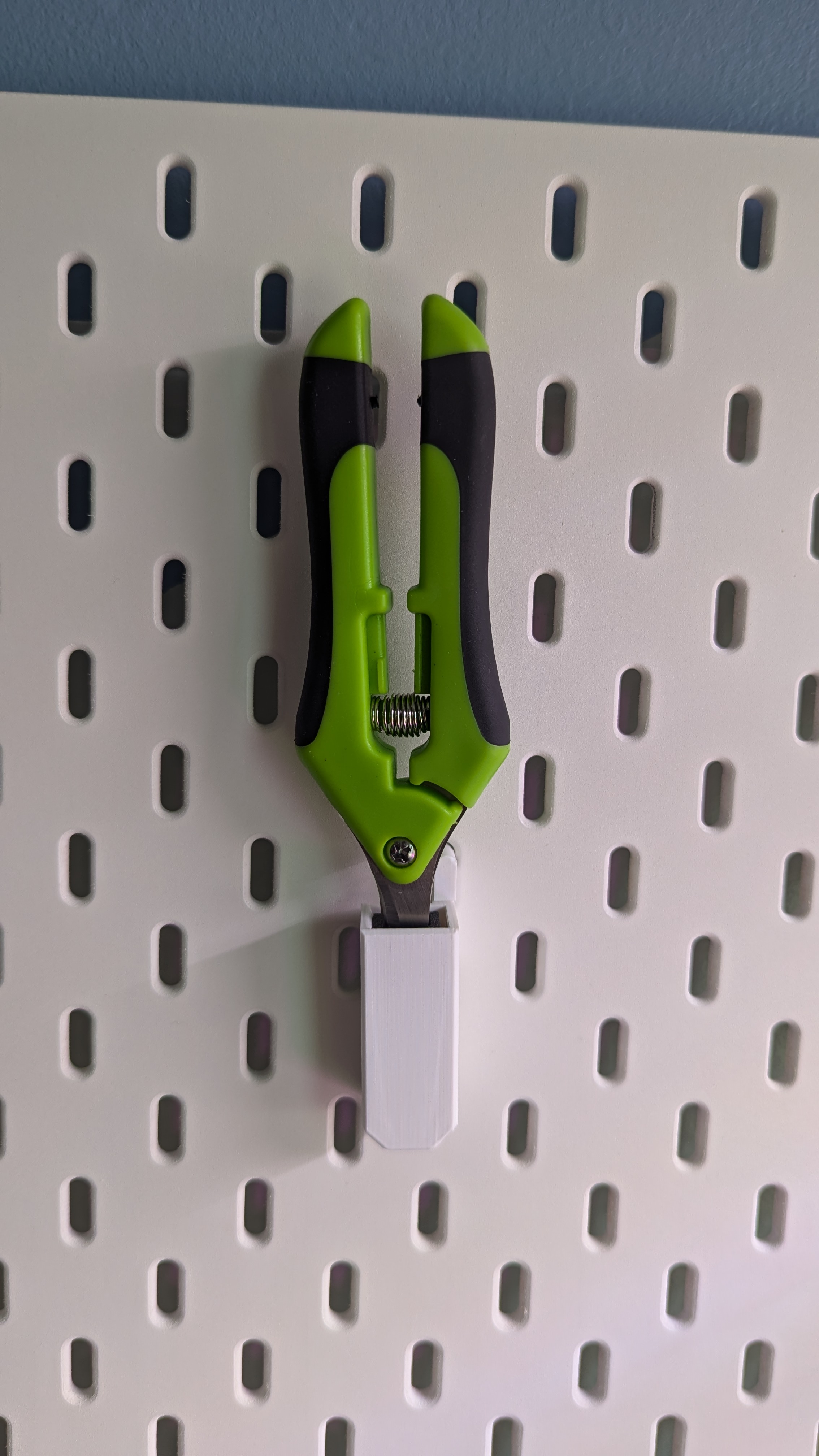 Long Snips Skådis Holder by Ty10y | Download free STL model ...