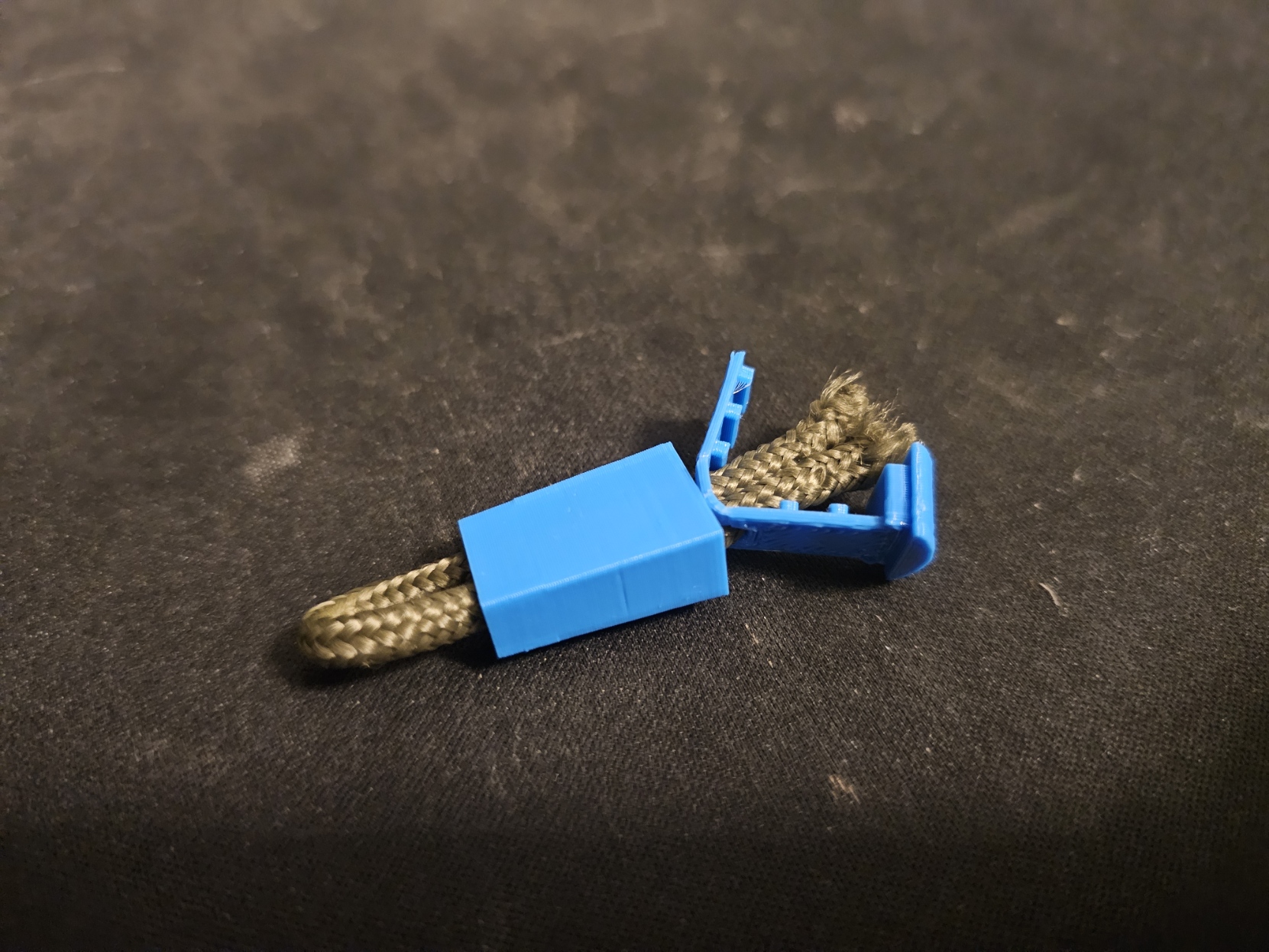 Rope Zipper Pull by Dan Vaas | Download free STL model | Printables.com