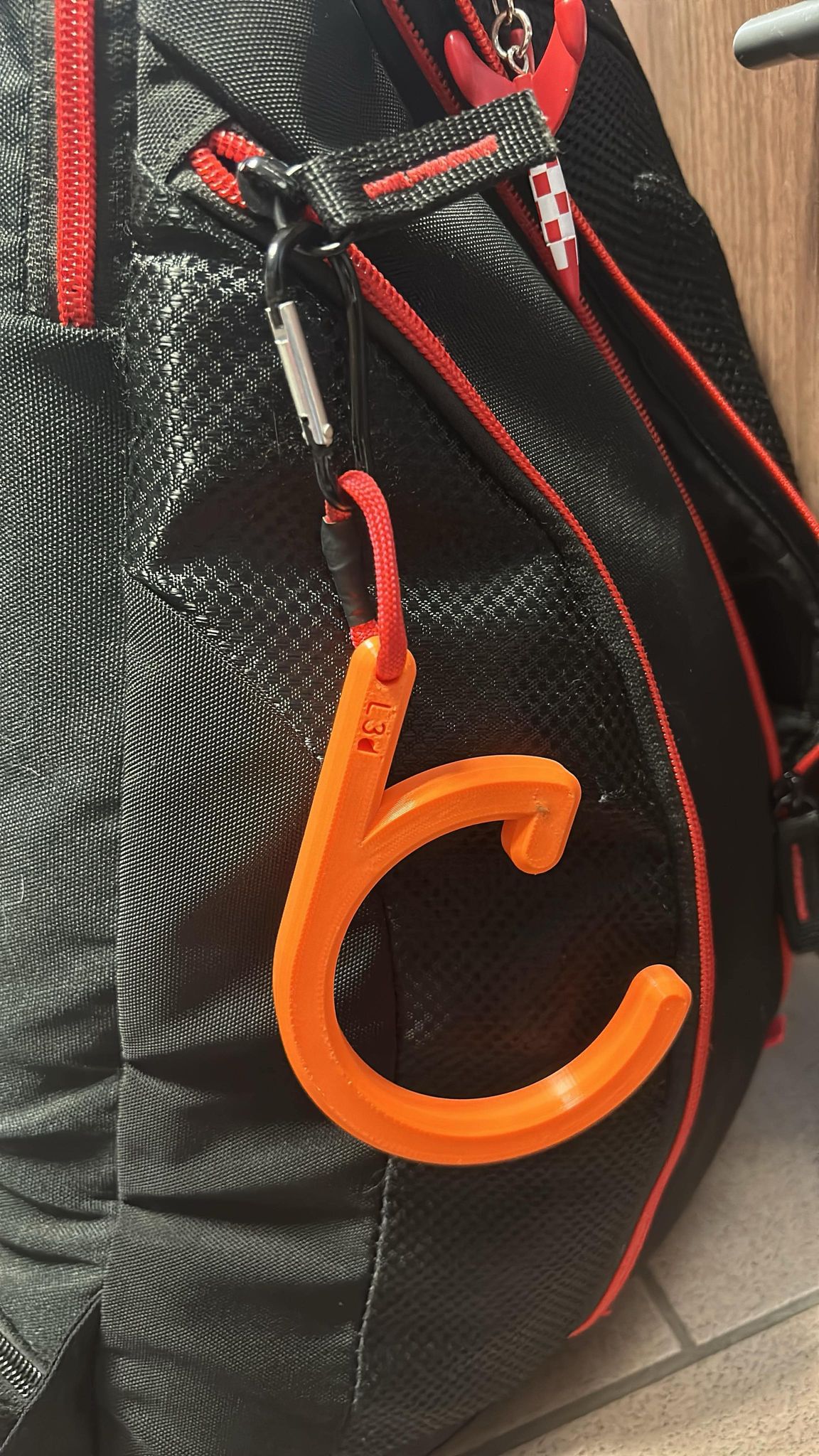 BHH (Backpack Holder Hook) by La3emedimension | Download free STL model ...