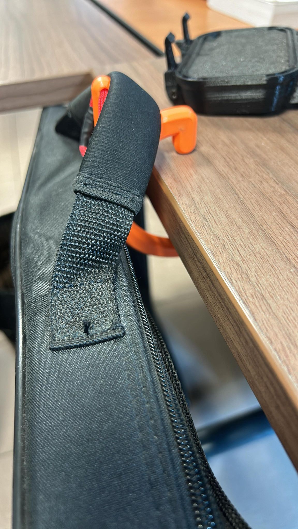 BHH (Backpack Holder Hook) by La3emedimension | Download free STL model ...