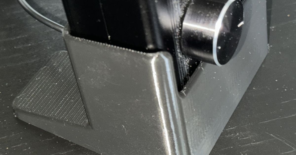 HackRF One & PortaPackH2 stand with slot for charging cable by Arek ...