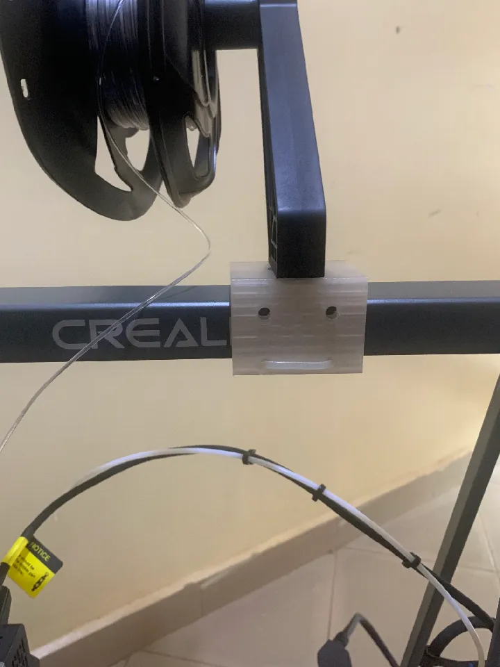 ENDER 3 V3 (PLUS) TOP SPOOL HOLDER(CLAMP) by louis | Download free STL ...