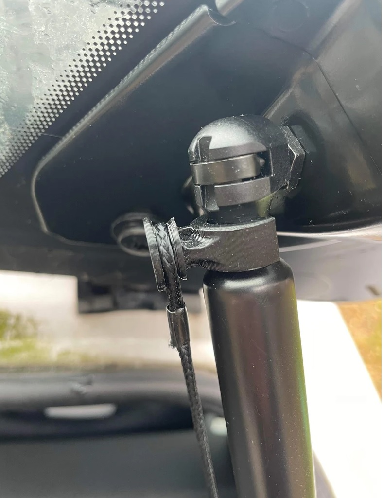 Clip pour plage arrière Renault Twingo 3 by ErThi | Download free STL ...