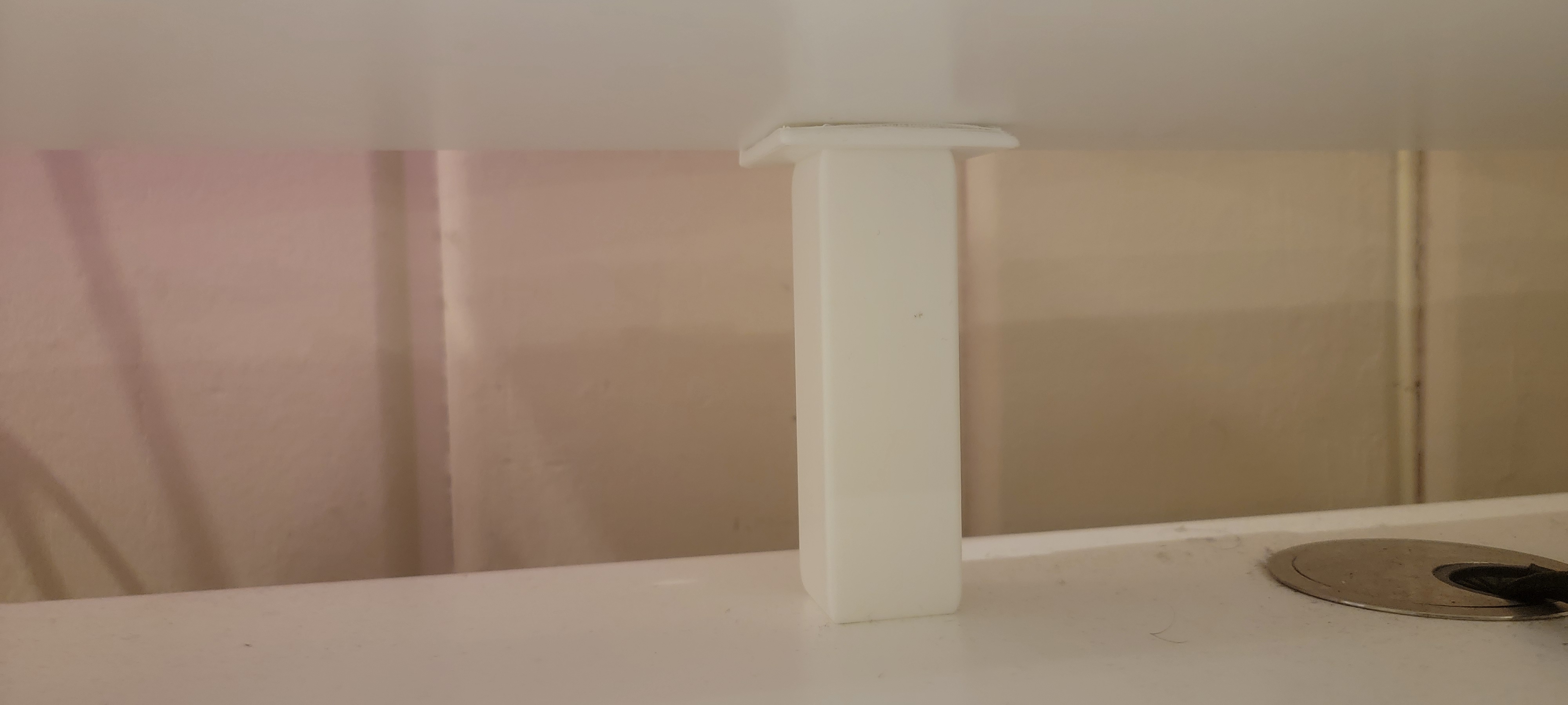 DIY Monitor Riser / Desk Shelf Legs for ikea boards (4"/103 mm rise) by ...