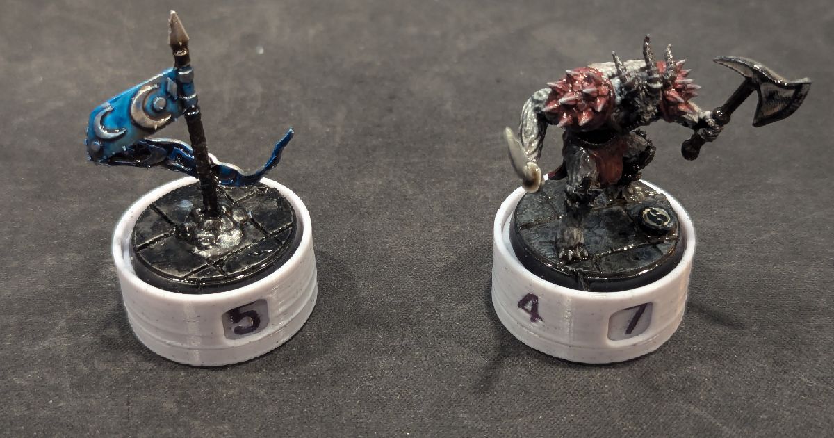 Tabletop Model Minifig Counter Base by h0psk0tch | Download free STL ...