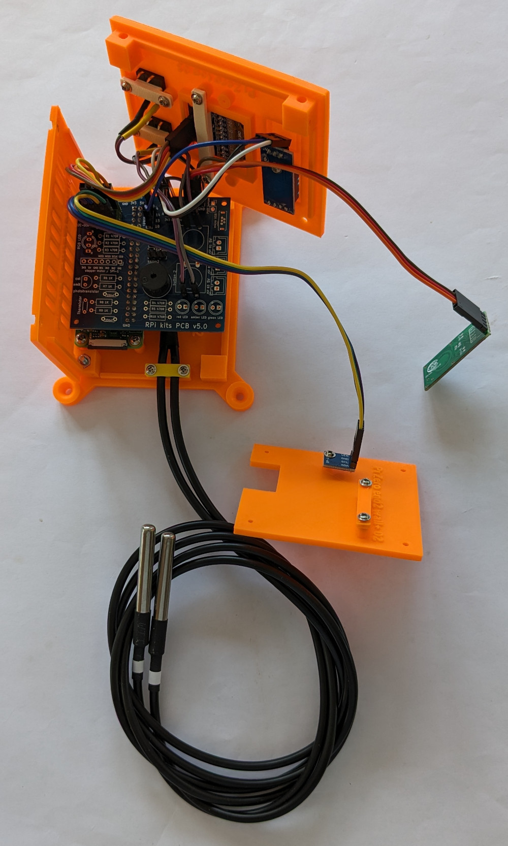 Raspberry Pi Zero sensor box by Geoff_B_UK | Download free STL model ...