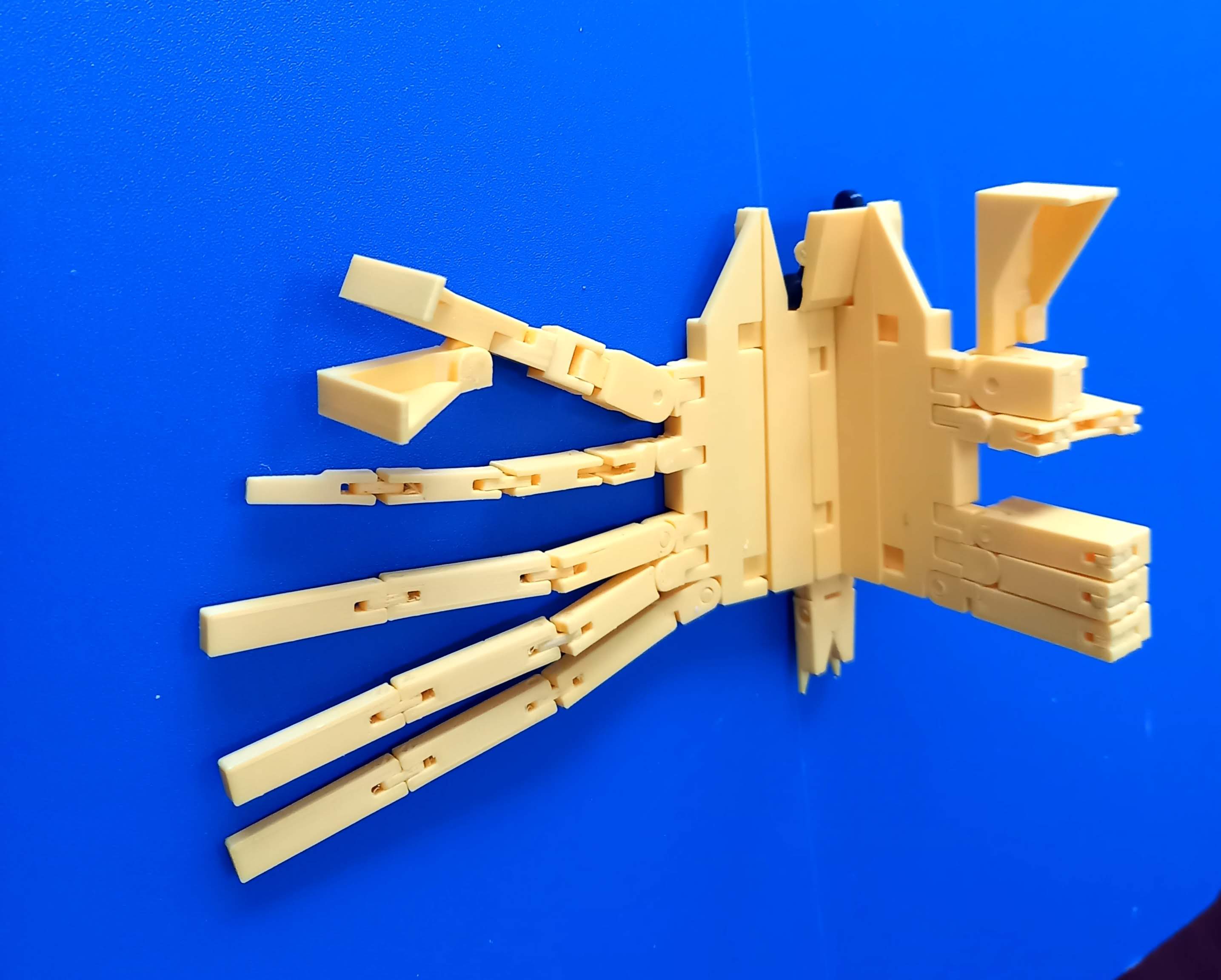 Písmeno F krab 80max by Honzal | Download free STL model | Printables.com