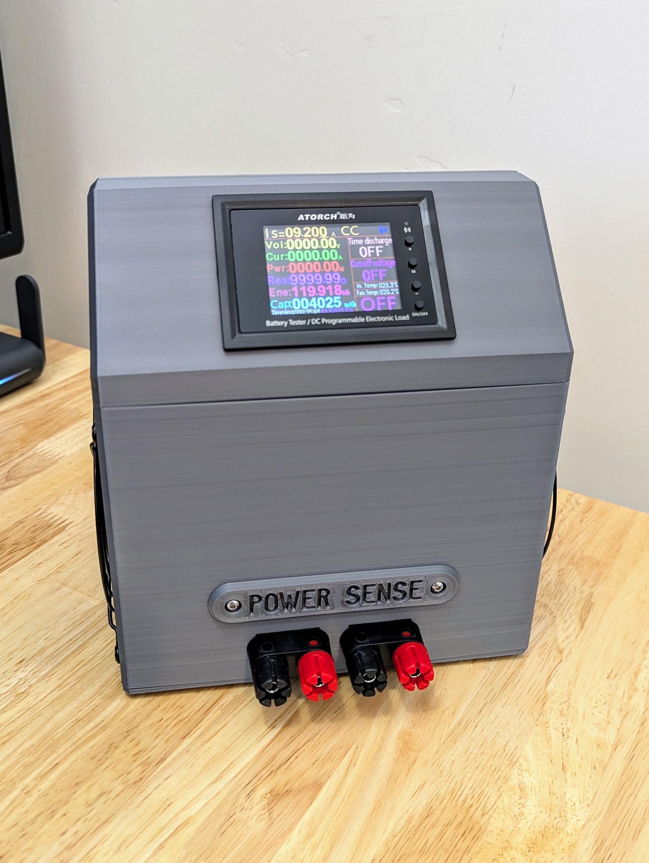 Atorch DL24M 600W Electronic Load Enclosure par Rabid Badger ...