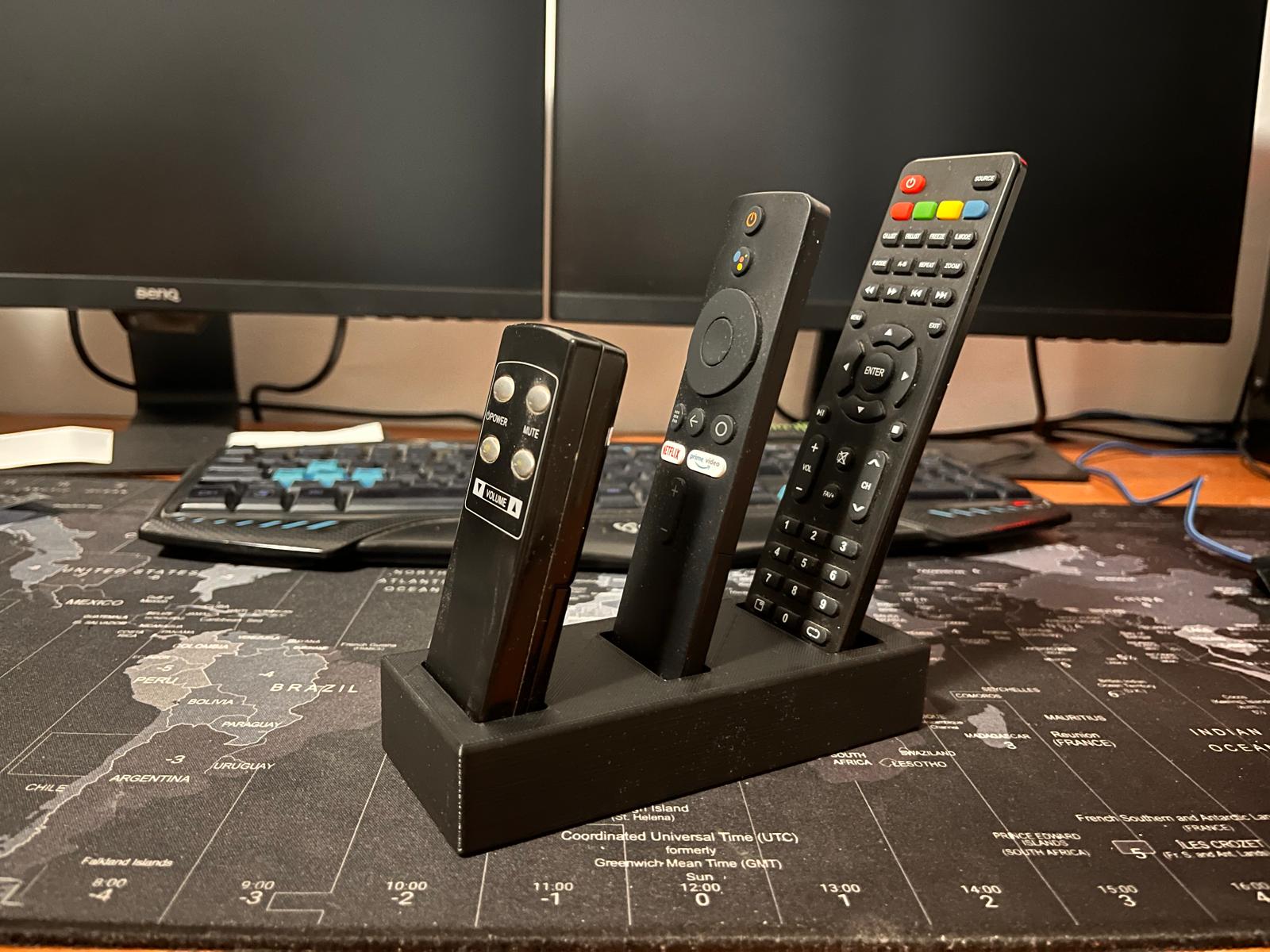 Multiple remote control holder by 3triDee | Download free STL model ...