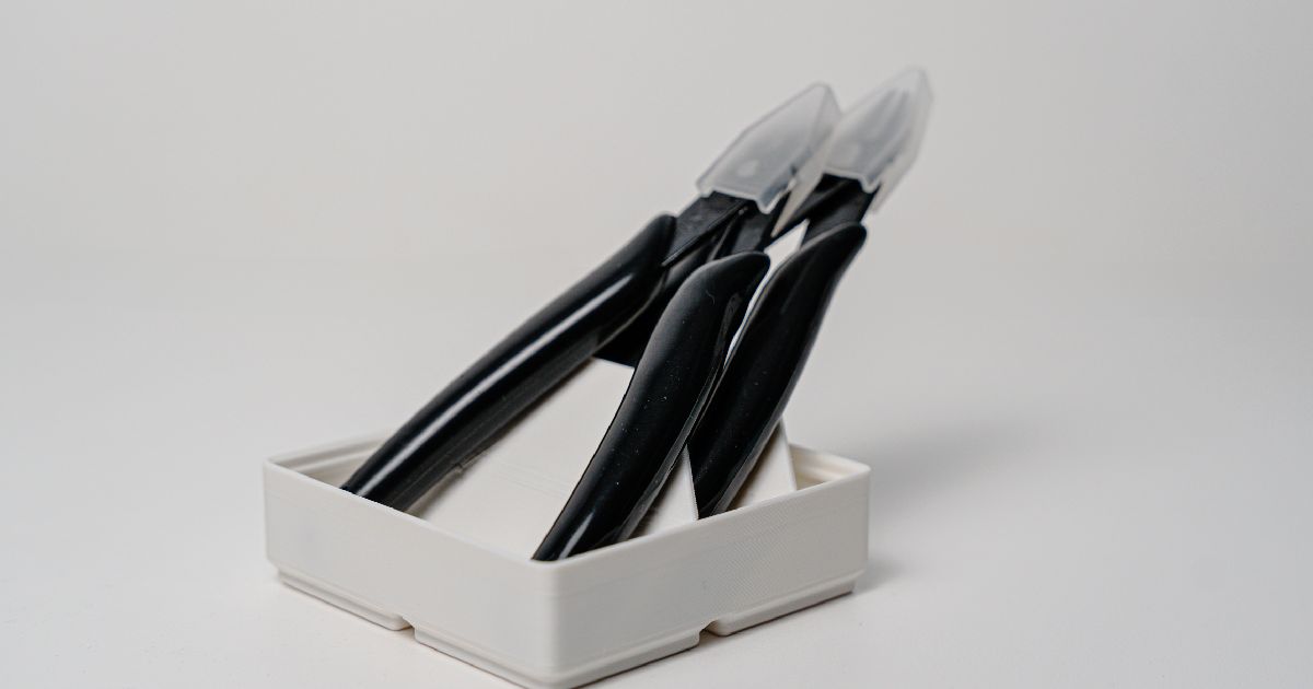 Gridfinity - slanted cutter holder x2 by Sebacho9 | Download free STL ...