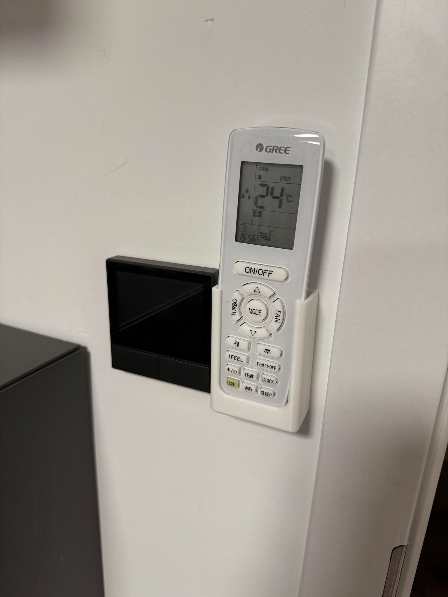 Gree AC Remote Holder (YAP1F7) by zofo007 | Download free STL model ...