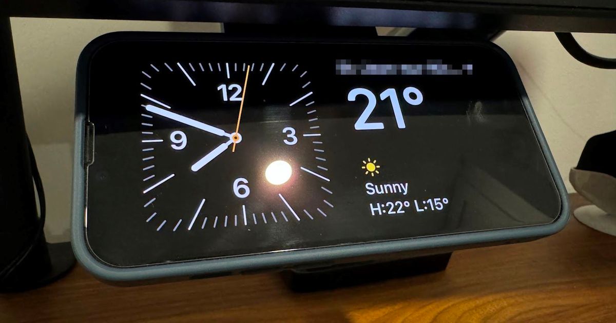 Magsafe mount for iPhone under monitor - 45deg von Shininess4254 ...