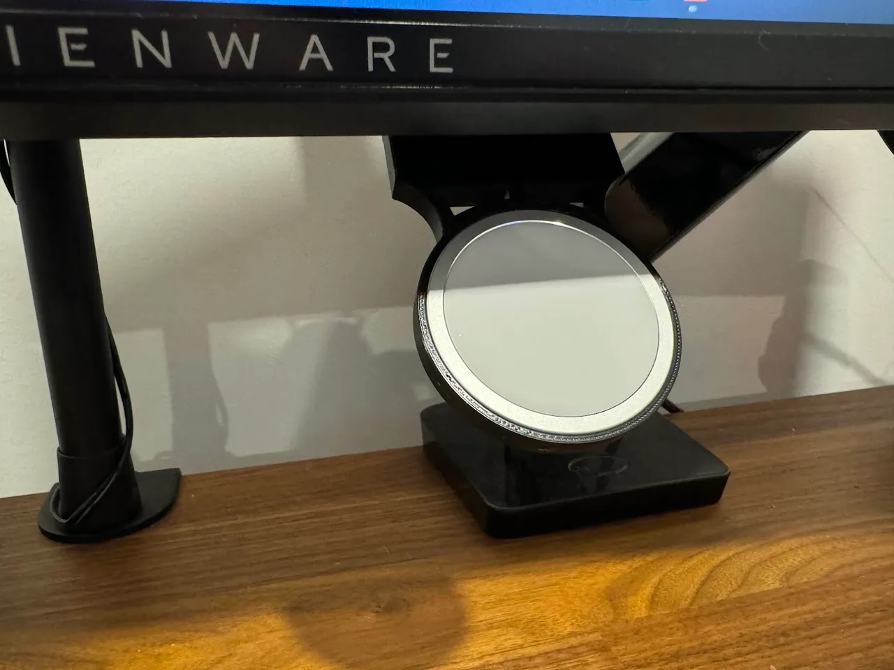 Magsafe mount for iPhone under monitor - 45deg by Shininess4254 ...
