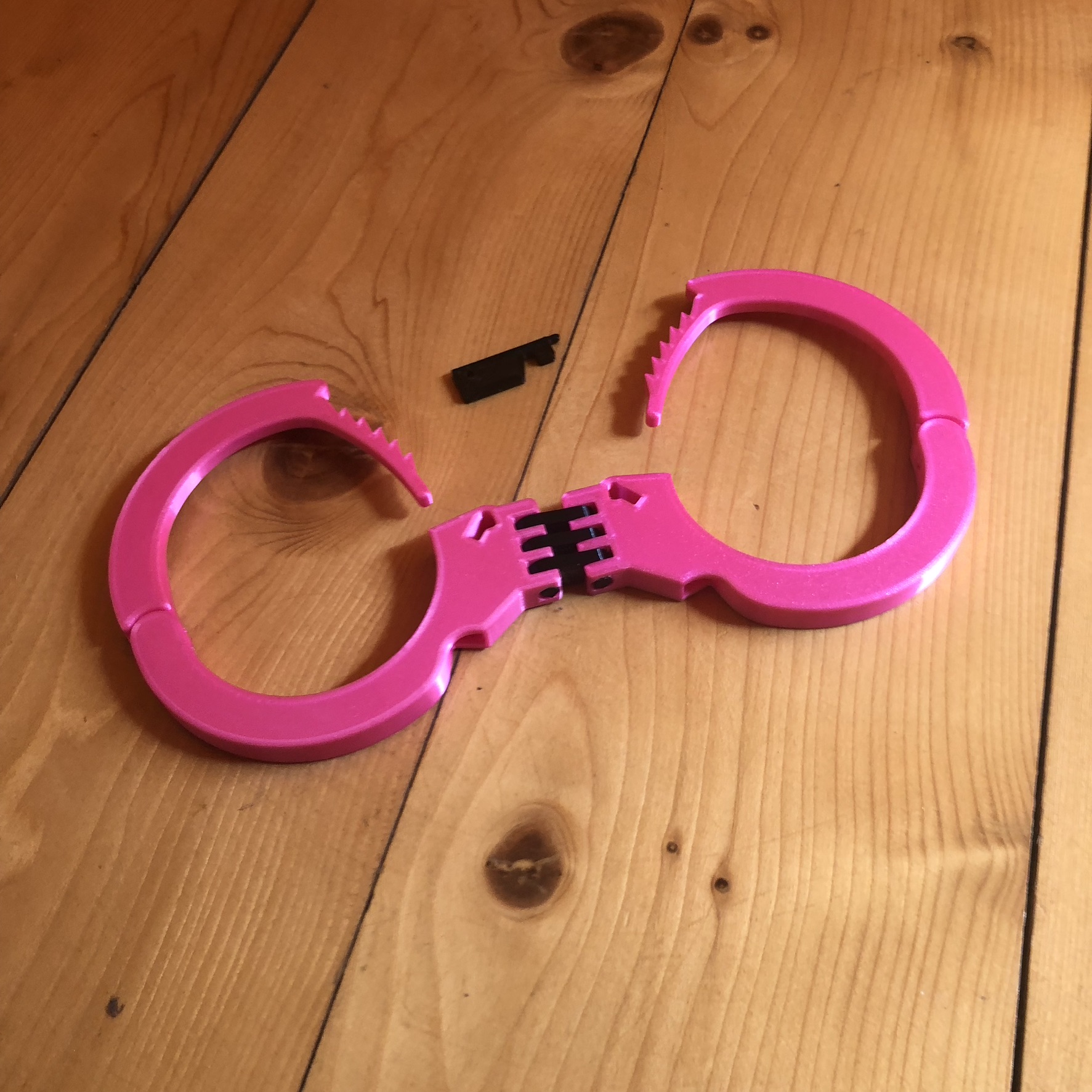 handcuffs for MINI by ospalenka | Download free STL model | Printables.com