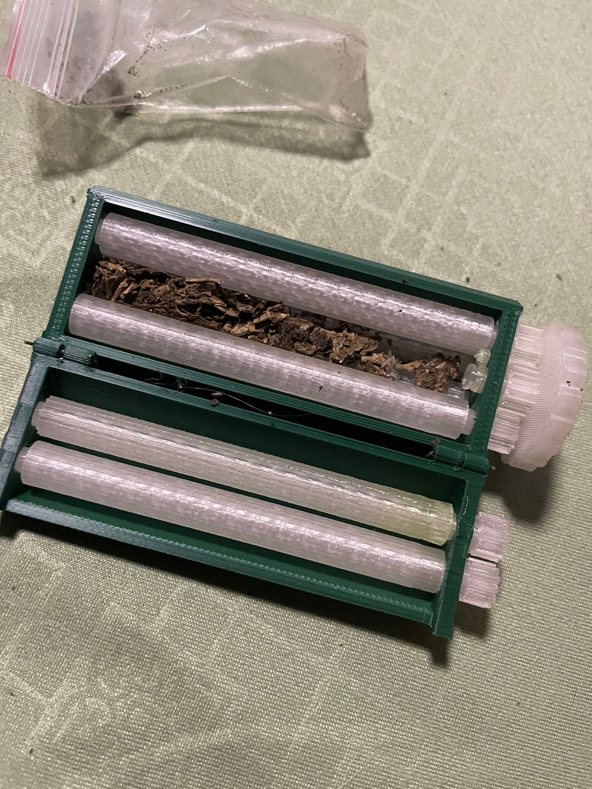 Cigarette/Weed Joint Roller Machine by nieckel | Download free STL ...