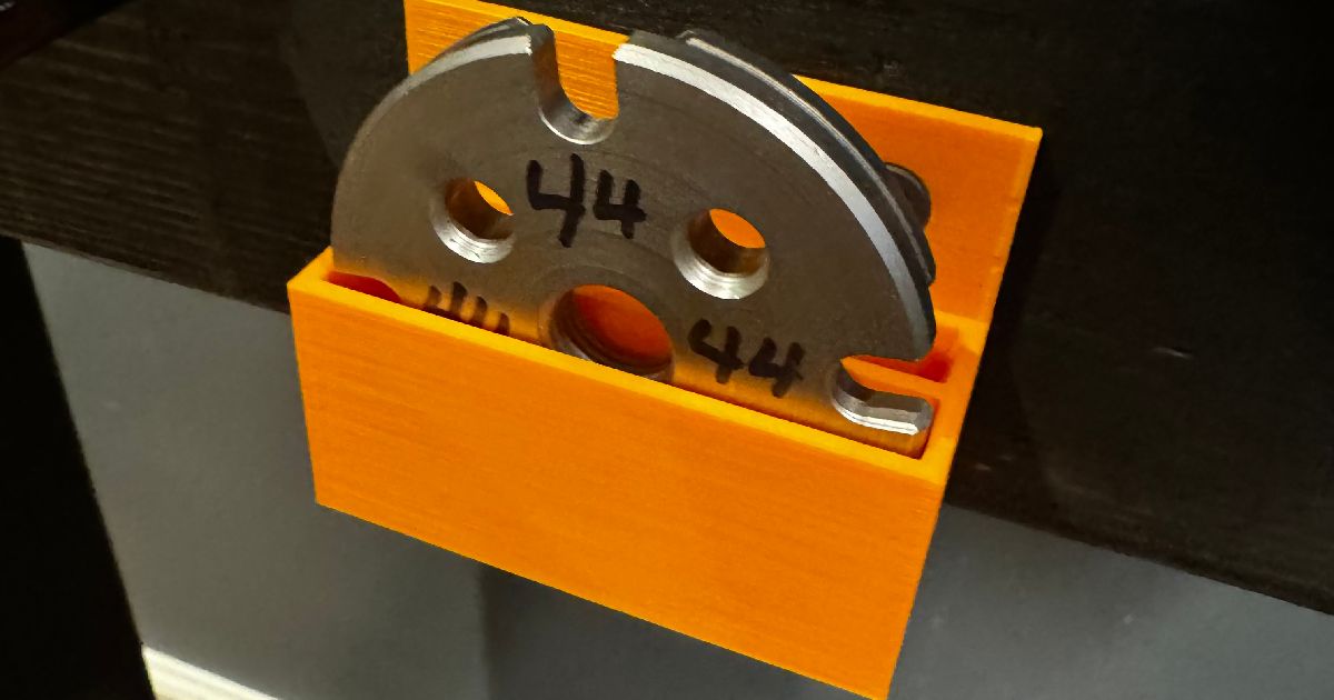 Lee Pro 4000 Shell Plate Hanger by James | Download free STL model ...