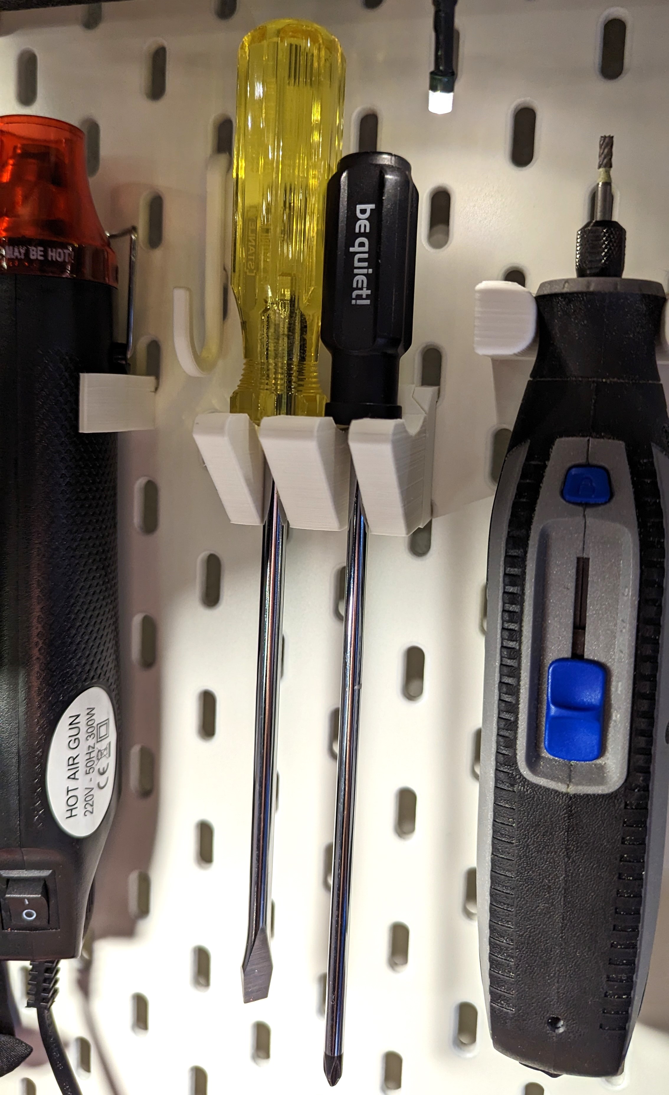 Small Screwdriver mount - Ikea Skadis pegboard by CosmicNimbus | Download free STL model ...