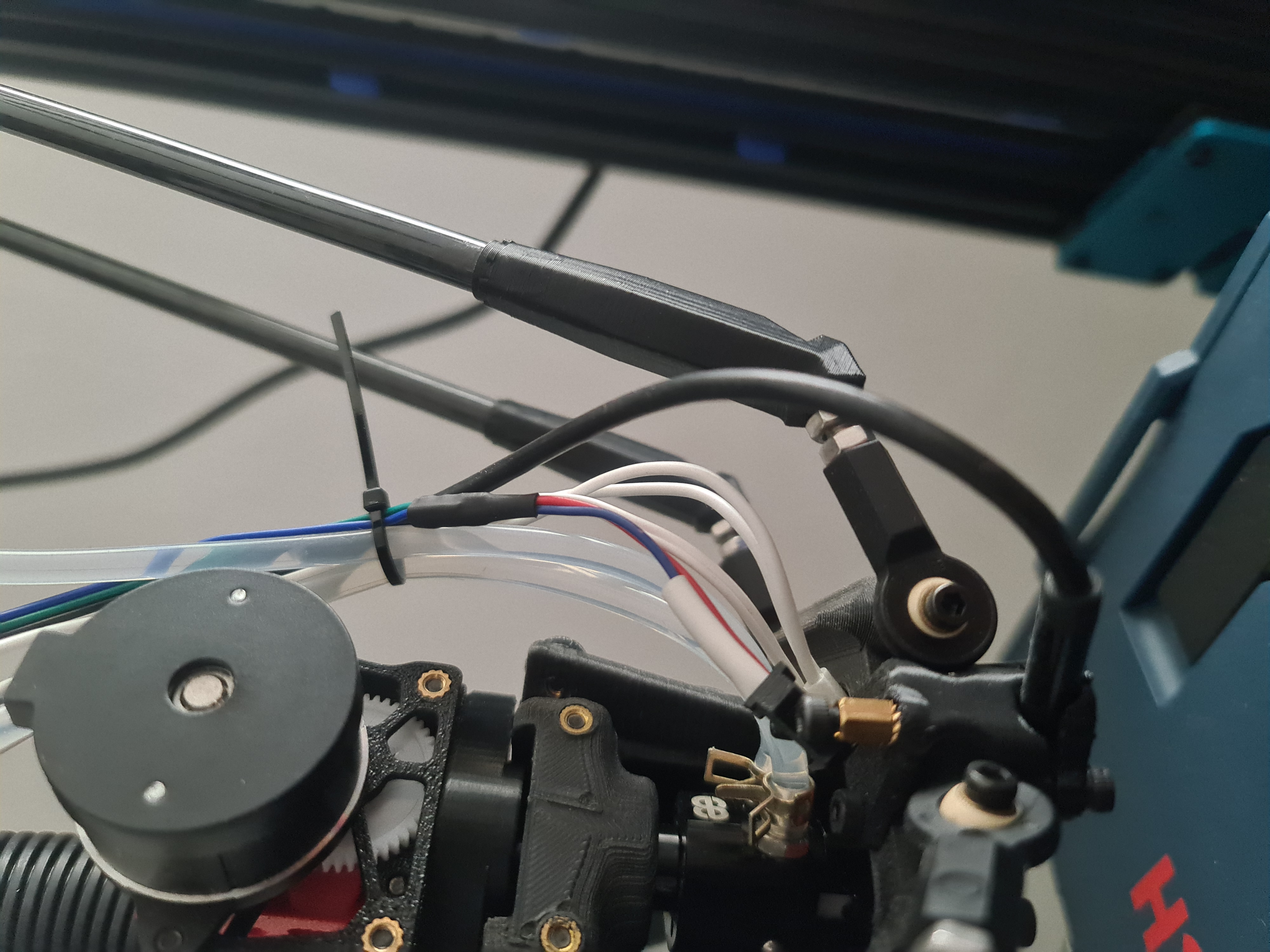 Anycubic Predator ANGLED IGUS CARBON Rod by Julian Kunicke | Download ...