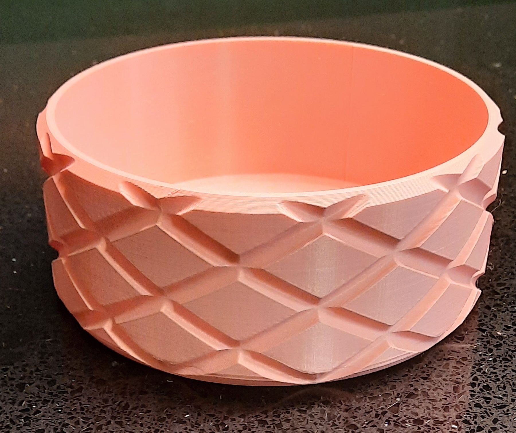 Flowerpot "Helix wide" with IKEA KALAS insert by Michal Blazek ...
