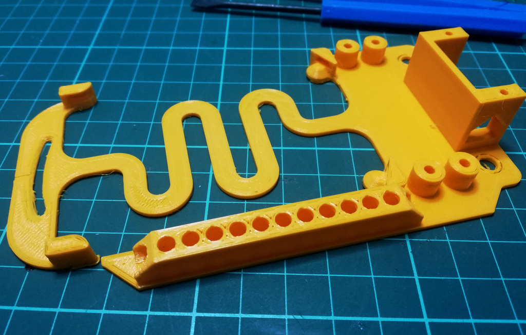 Brachiograph - 3D printed parts for pen plotter by ringo2k | Download ...