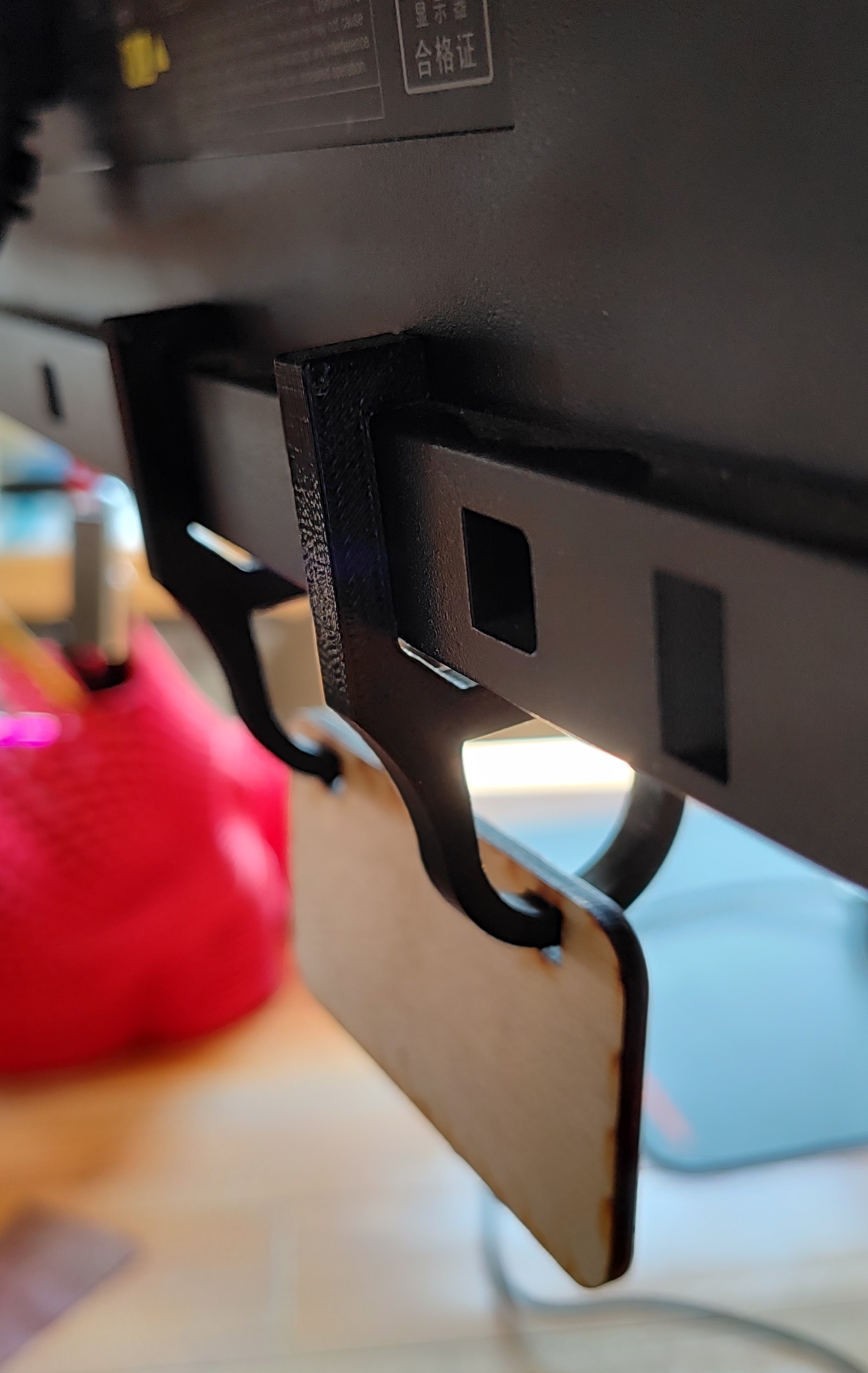 ThinkVision Screen Hook by Makerspace Hillerød | Download free STL ...