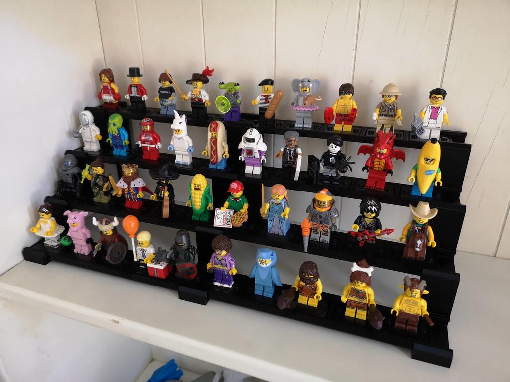 Display stand for Lego minifigures by apalexander | Download free STL ...