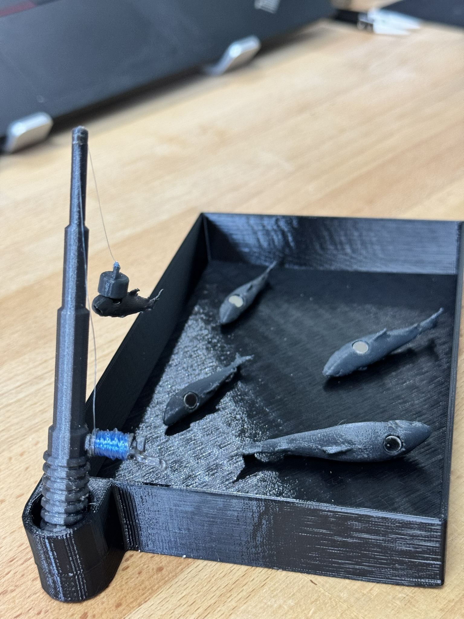 fully functional fishing set // Vollfunktionsfähige Angel mit Fischen ...