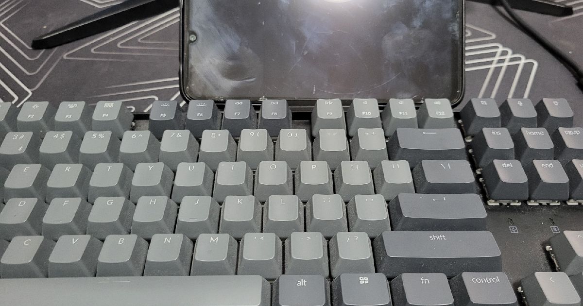 Keychron phone stand by Kuba | Download free STL model | Printables.com