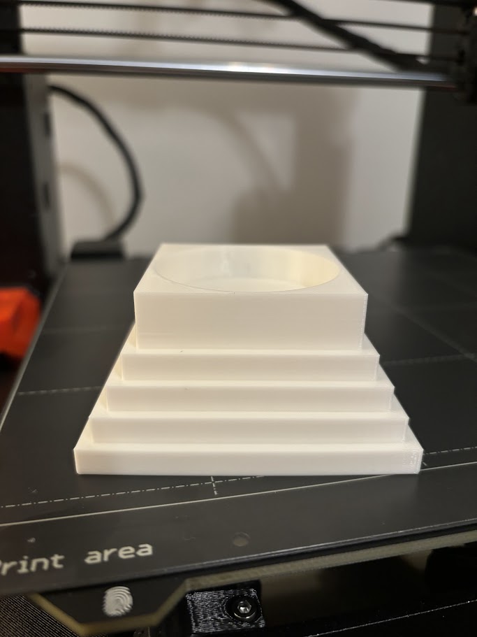 Pyramid Stand for Amiibo by Jackson Butler | Download free STL model ...
