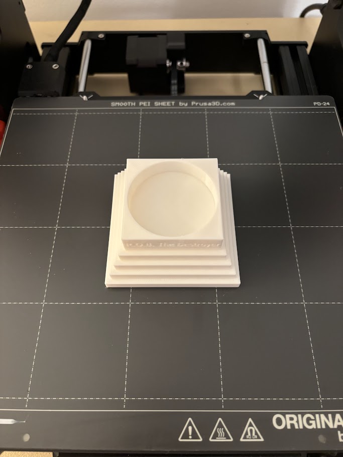 Pyramid Stand for Amiibo by Jackson Butler | Download free STL model ...