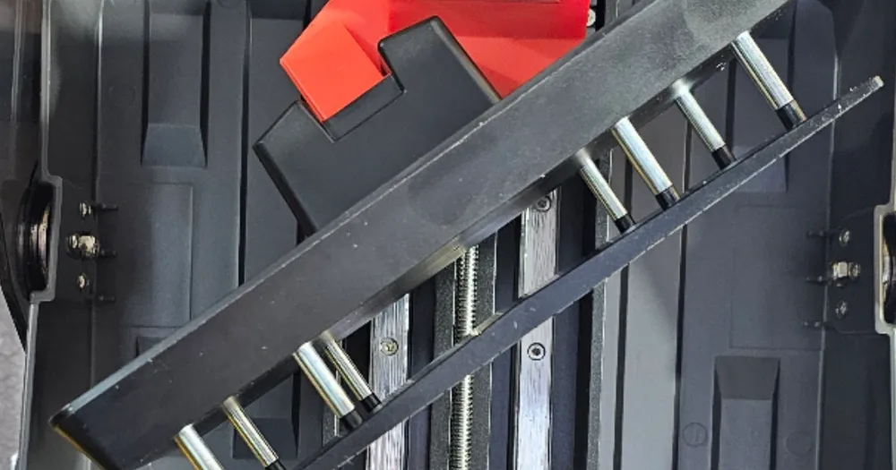 Elegoo Saturn 4 Ultra drip bracket by Mlain | Download free STL model ...