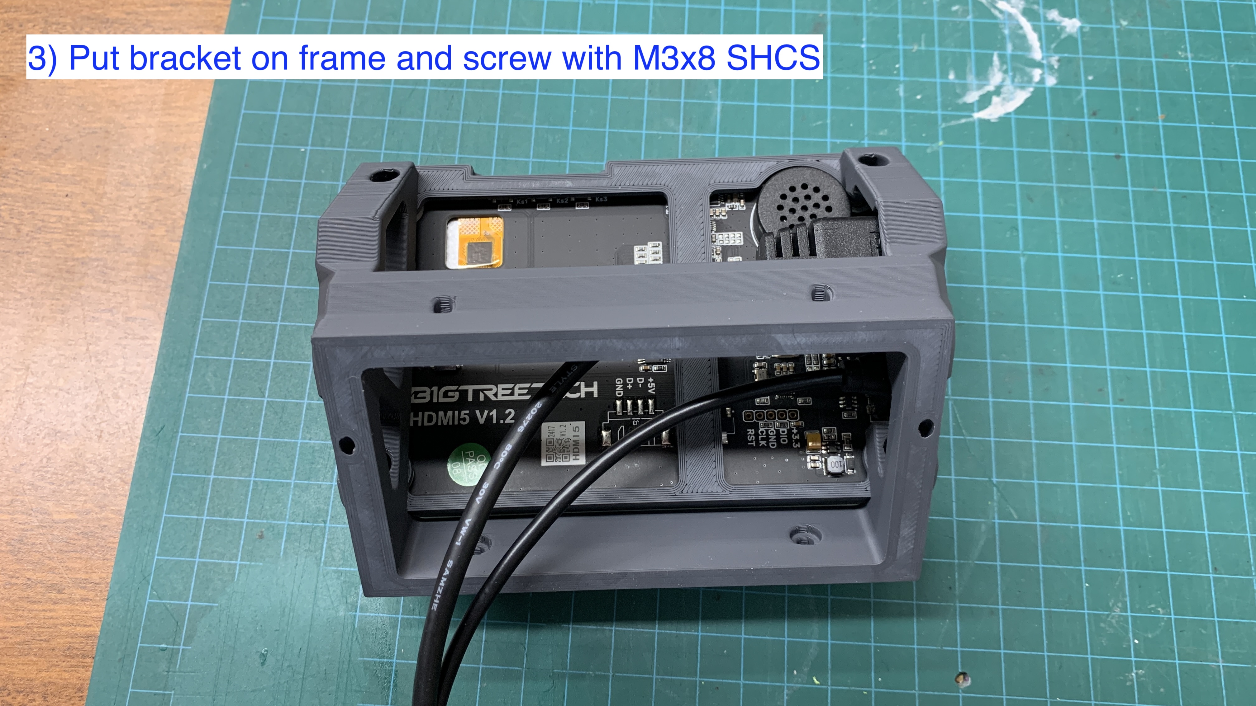 BTT HDMI5 V1.2 display mount Voron by EDnation | Download free STL ...