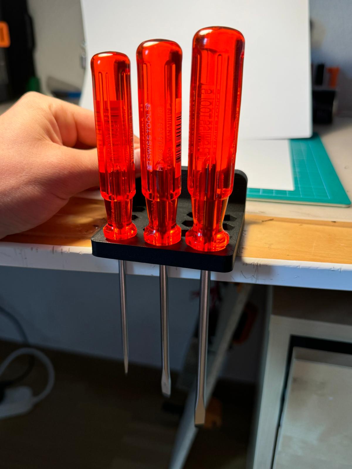 screwdriver holder by Elias Porchet | Download free STL model ...