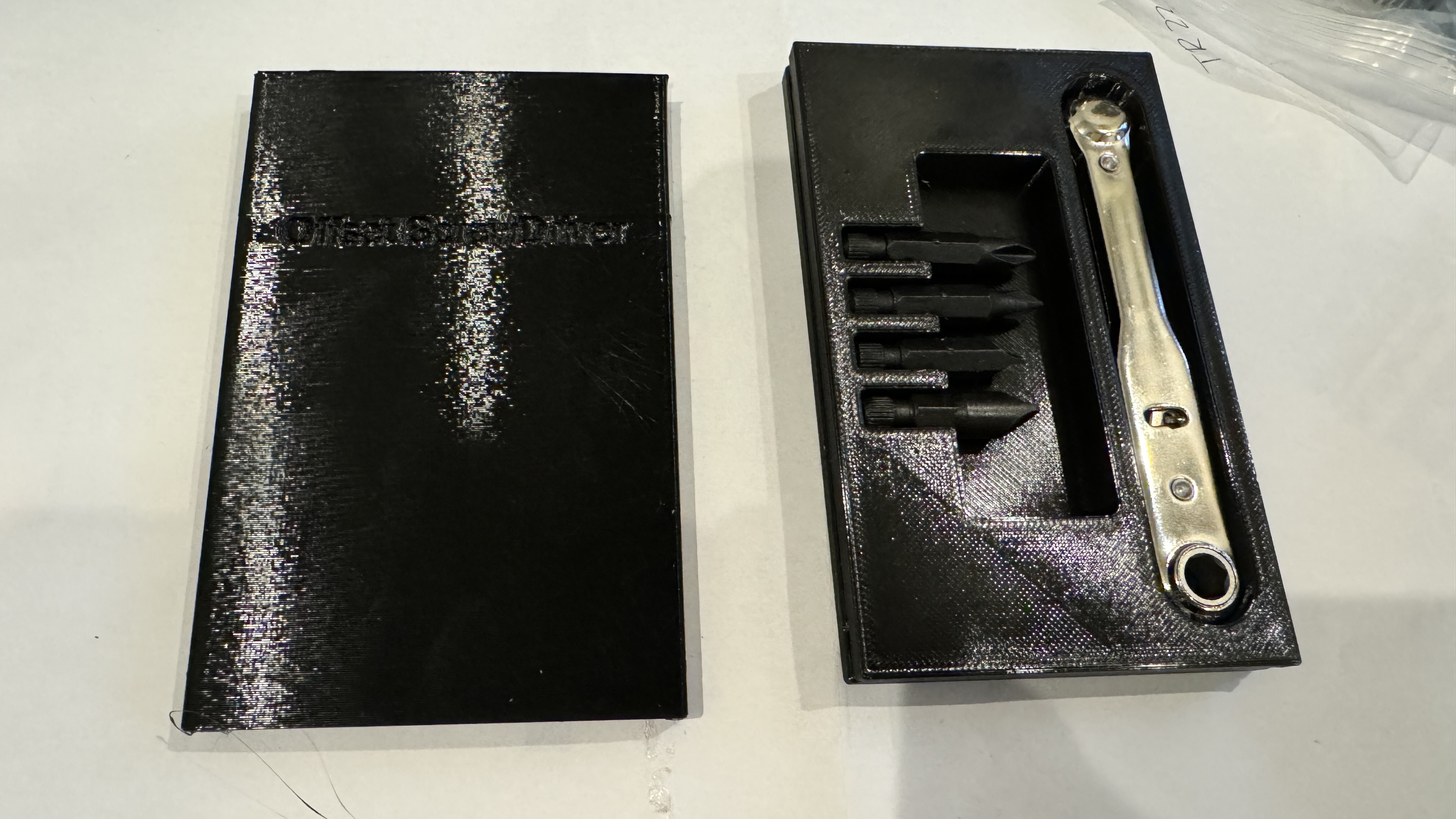 Offset Screwdriver Case by Eebel | Download free STL model | Printables.com