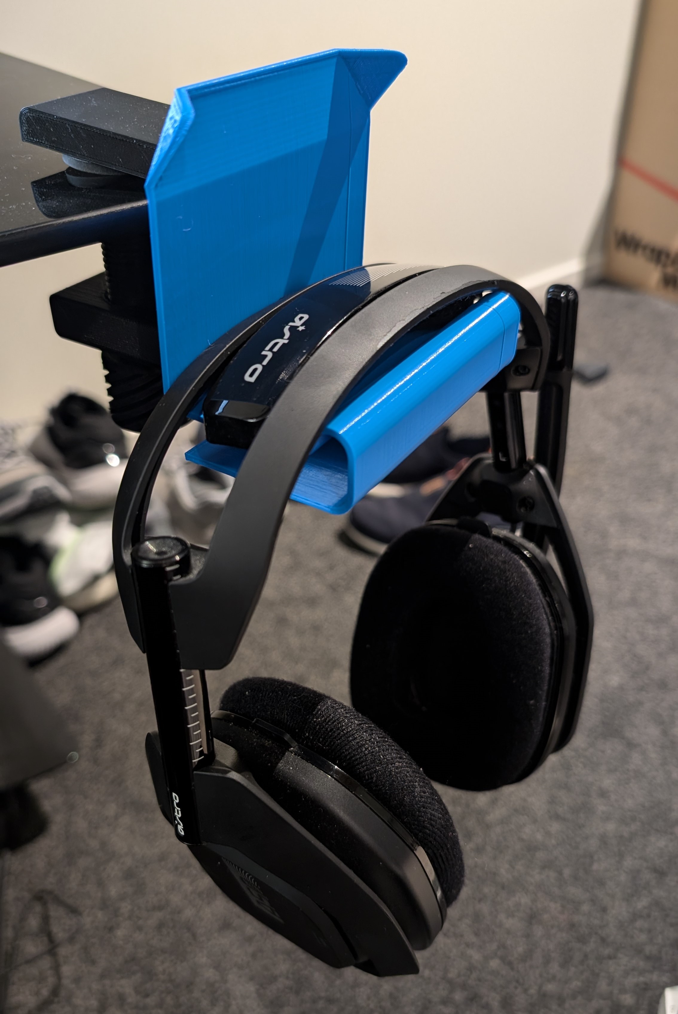 Headset Hanger Extension by Alex Osegueda | Download free STL model ...
