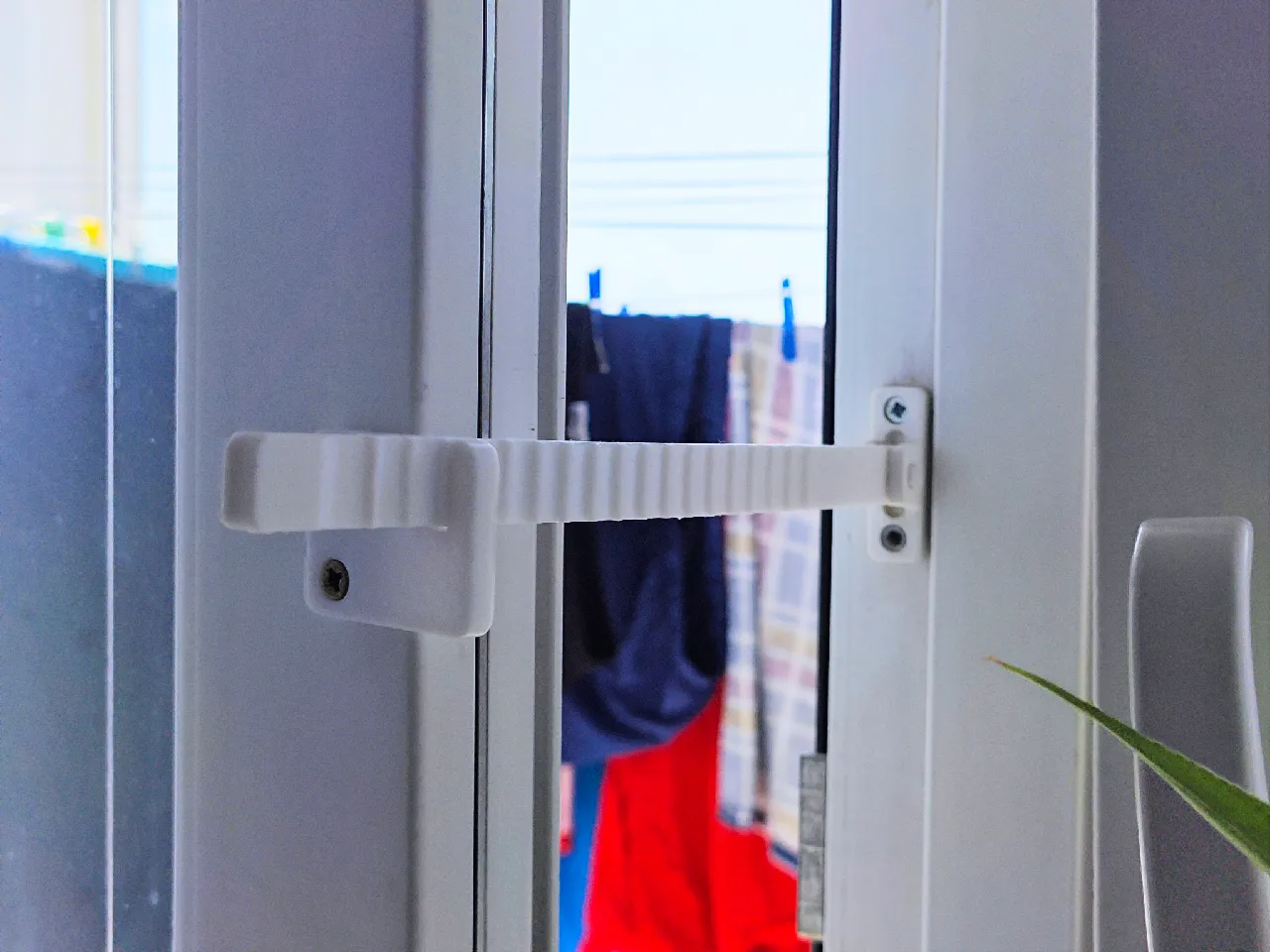 Open Window Holder by Martin | Download free STL model | Printables.com