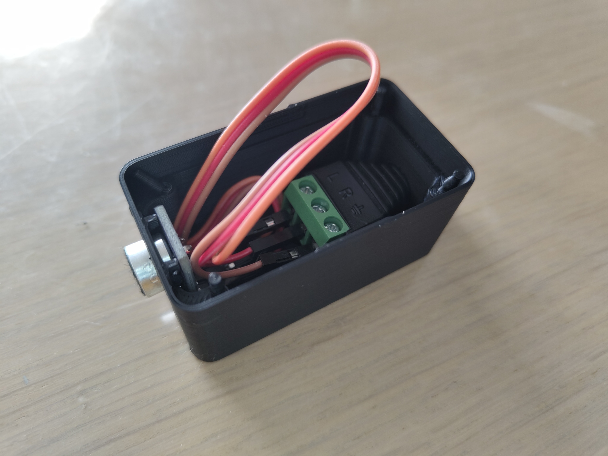 Case for Max4466 with jack 3.5 by Flavien | Download free STL model ...