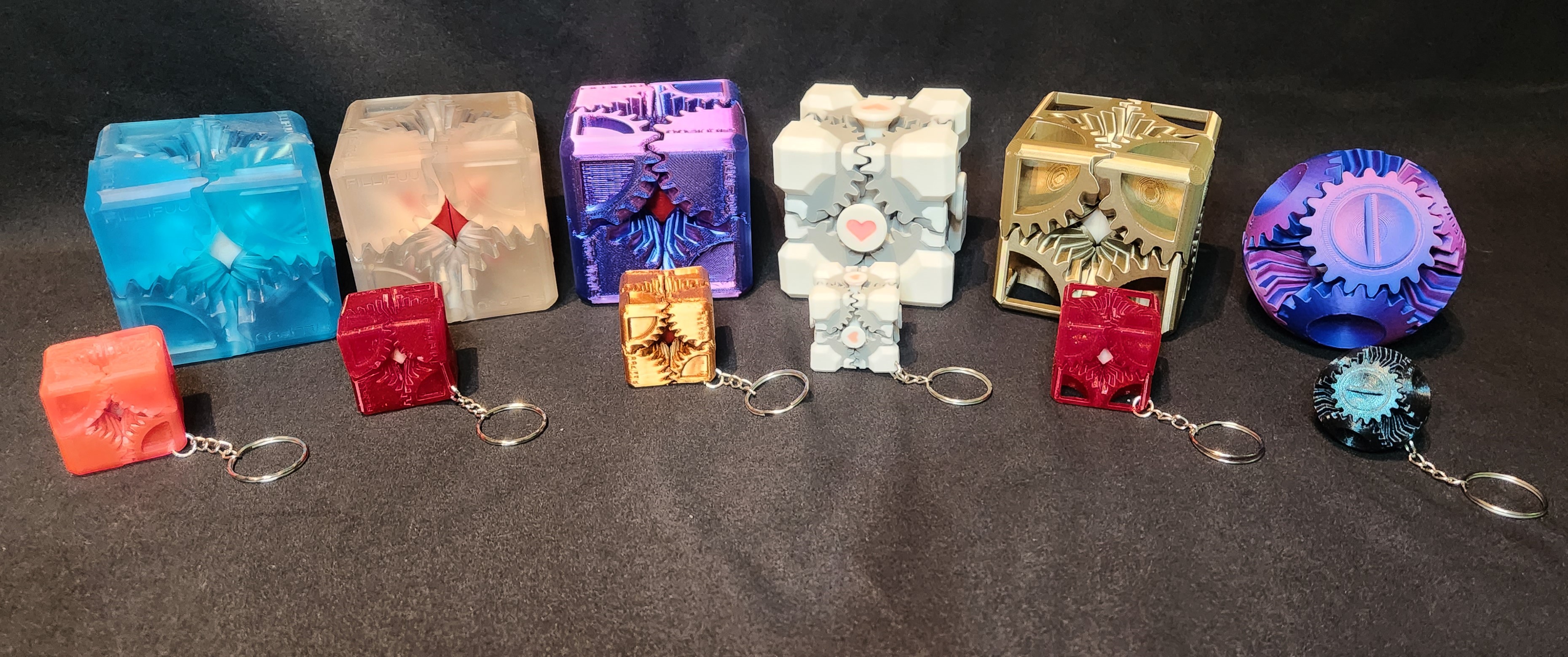 GEAR FIDGET SPINNER - BASIC CUBE & SPHERE / KEYCHAIN by FilliFuu ...