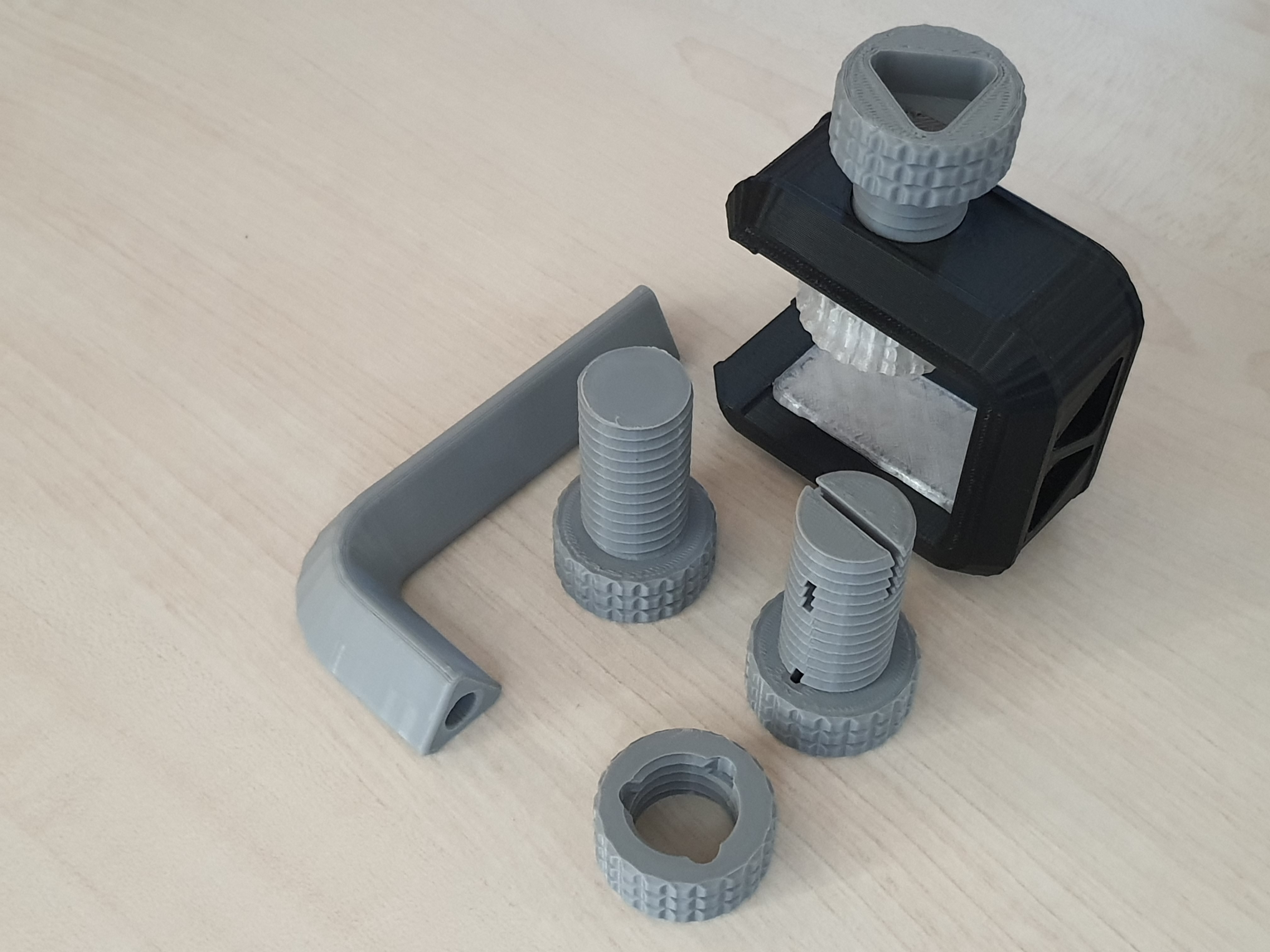 Bolt Nut & Bracket SET by Konstantin Radchenko | Download free STL ...