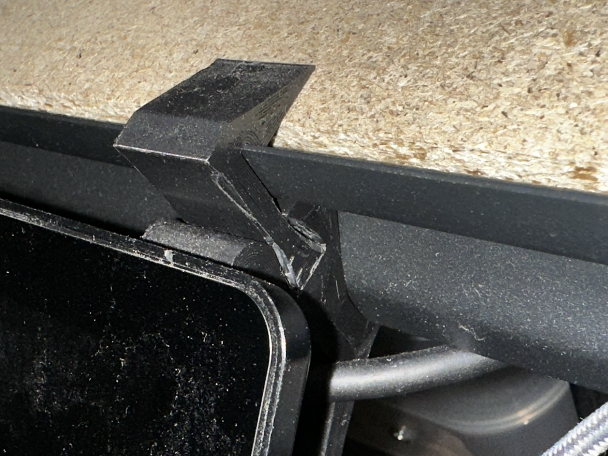 Metal Storage Shelf RPi + 7" Screen Mount by Chris Kiggins | Download ...