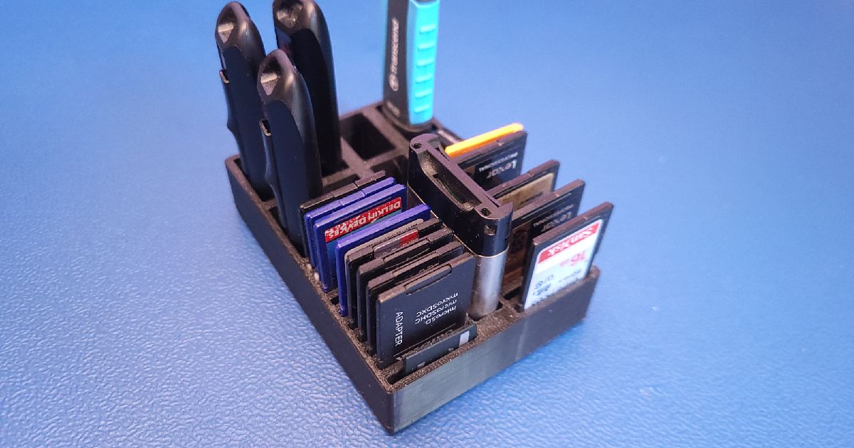 USB SD Card Reader Desk Tray by salvagedcircuitry | Download free STL ...