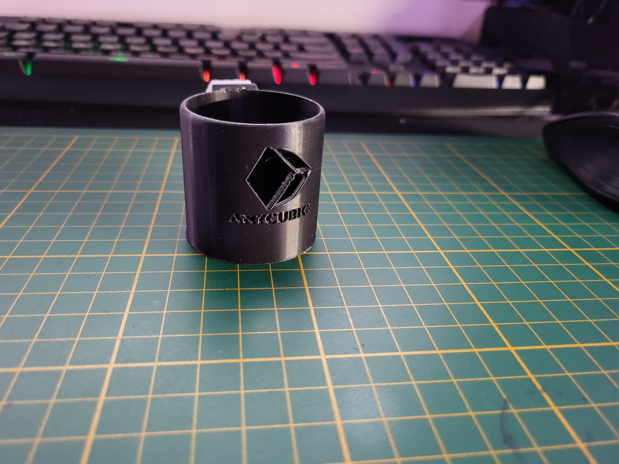 BOTTLE HOLDER WITH Isopropanol (IPA) by TXT-Tlusty | Download free STL ...