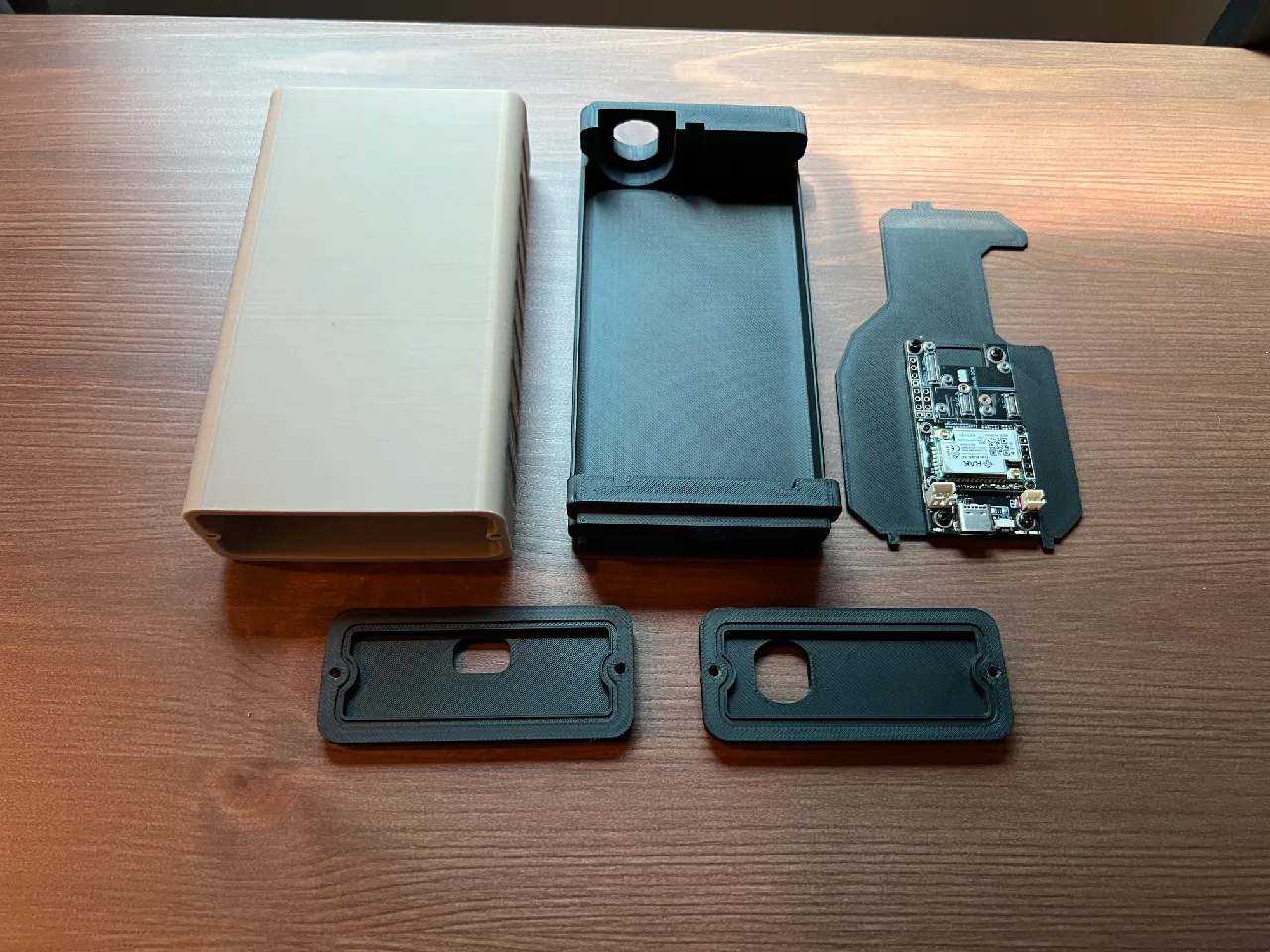 Meshtastic RAK19007 WisBlock Case by stokey3D | Download free STL model ...