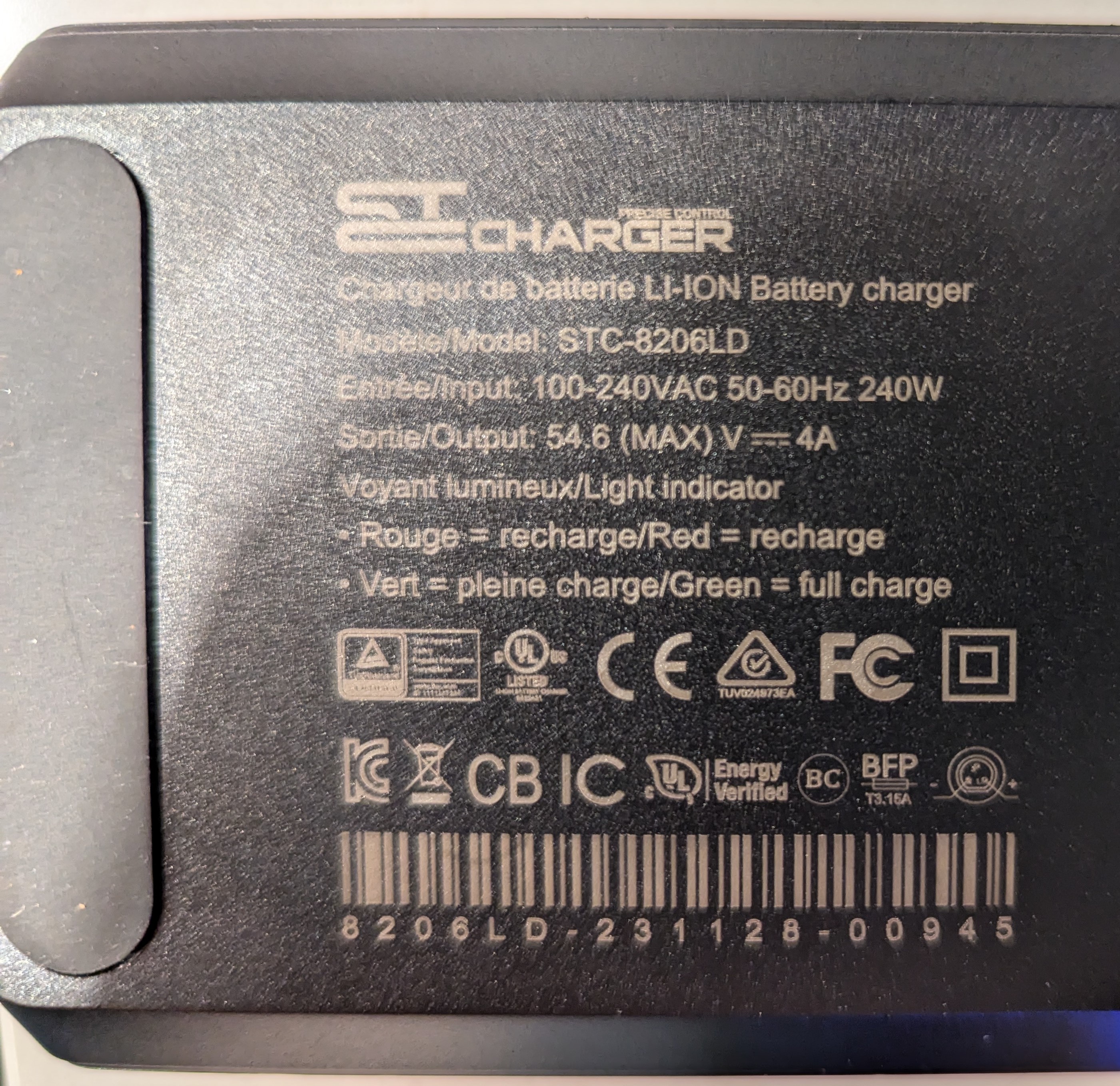 Ebgo CC60 charger wall support by Huge The HUGE | Download free STL ...