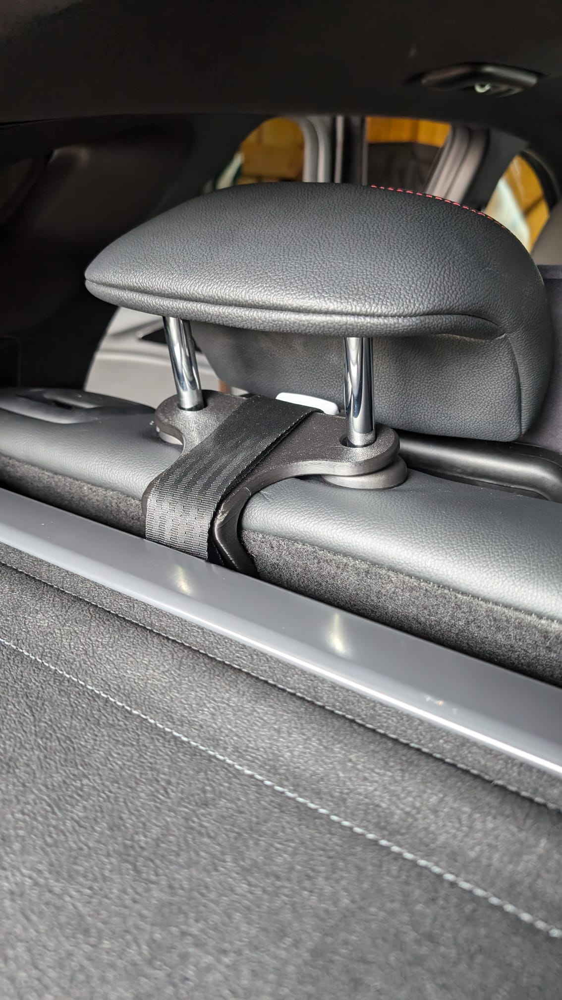 Kindersitz Top-Tether Schutz // Child seat top-tether protection by ...